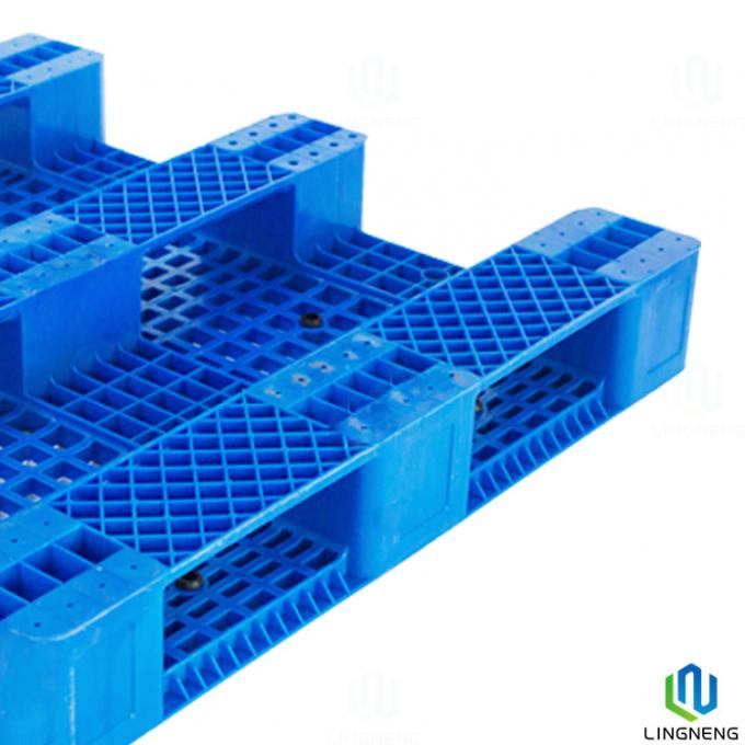 Stackable Nestable Plastic Pallets 1200X1200X160mm 3 Runners Heavy Duty
